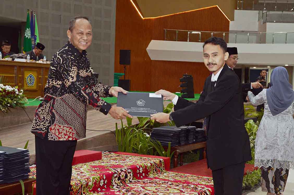 Yudisium dan Kuliah Umum PPG FKIP UMS 2022 – Program Profesi Guru
